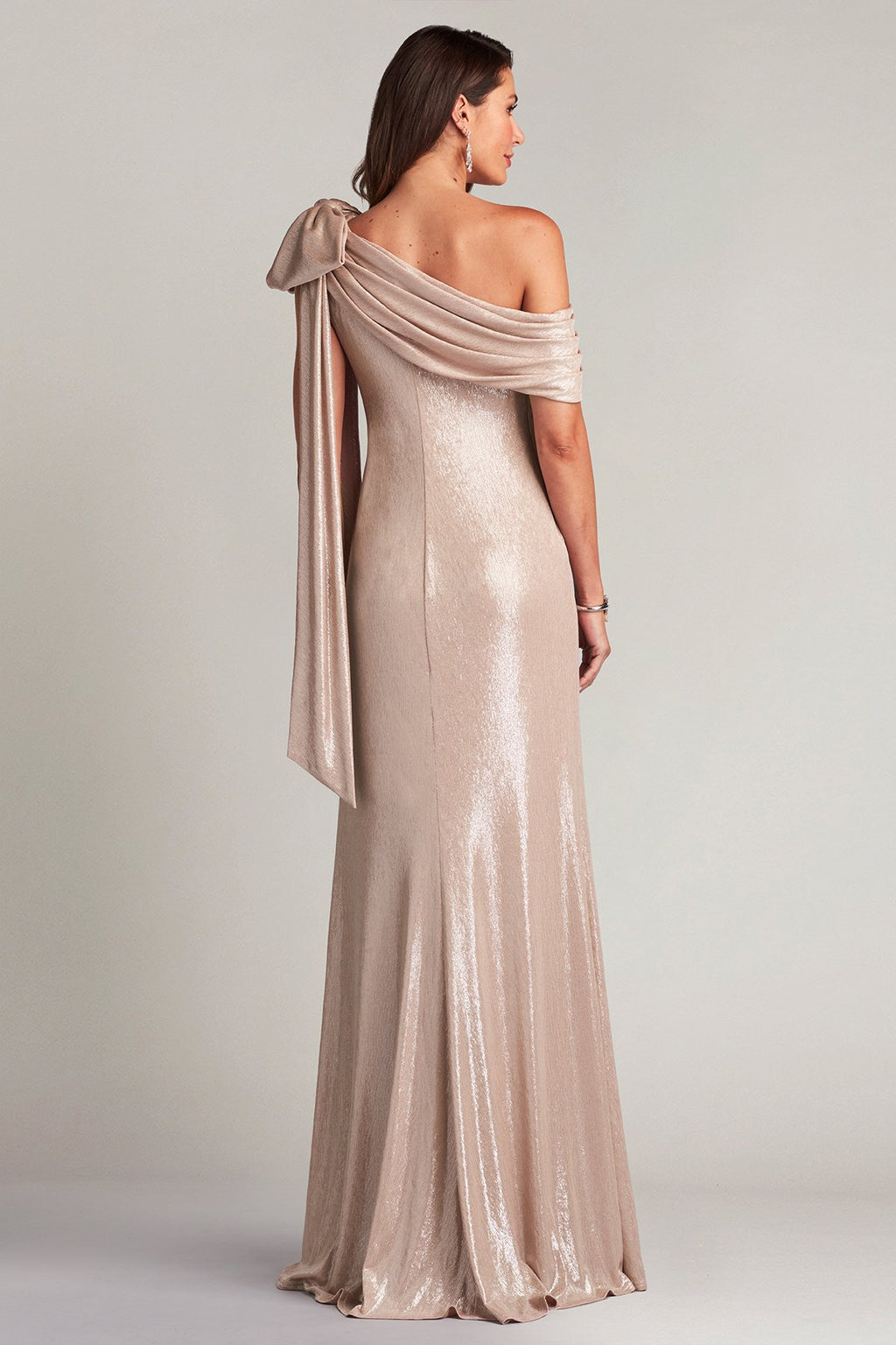 Valia Bow-Shoulder Lamé Gown – Tadashi Shoji Official Online Boutique